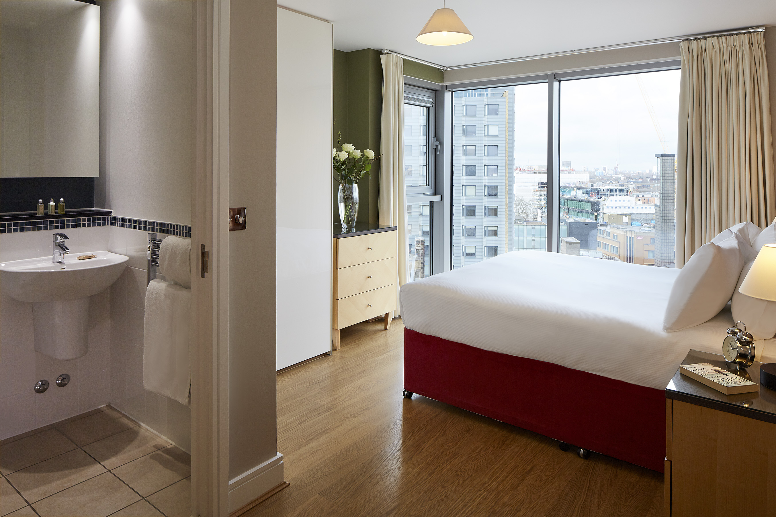 Marlin Aldgate Photo Gallery | Tower Bridge serviced apartments